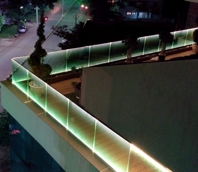 LED Light Frameless Glass Railings: Combining Style and Functionality