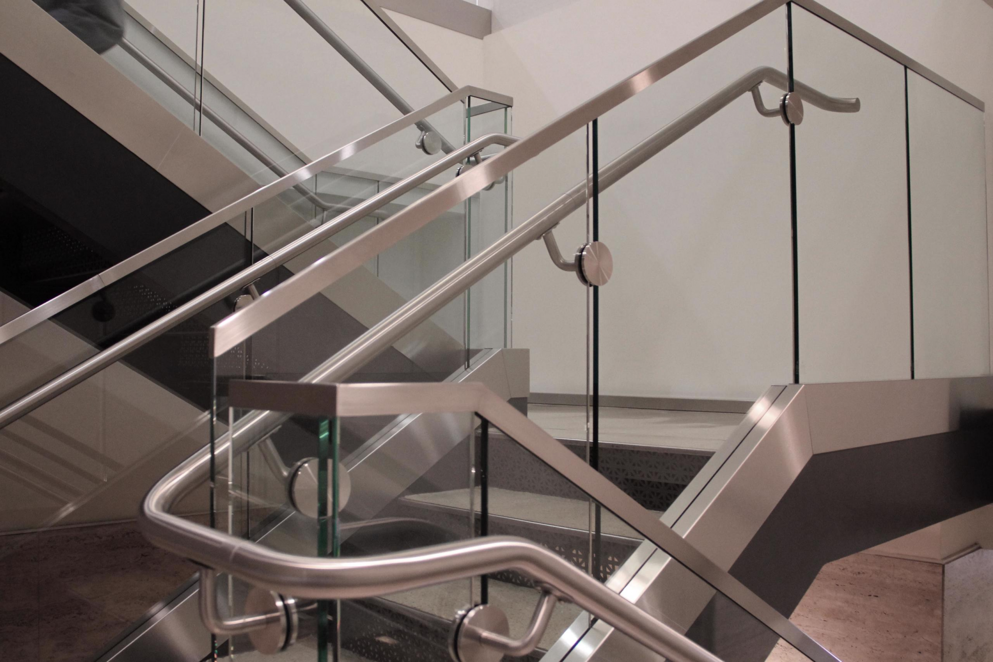 Enhancing Safety and Aesthetics: Exploring the Latest Innovations in ...