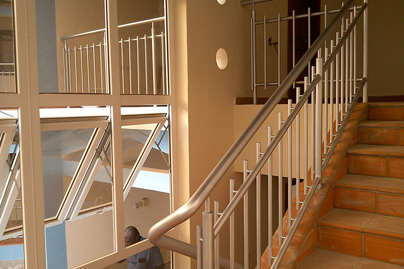 Residential Applications of Stainless Steel Bar Railings: Enhancing ...