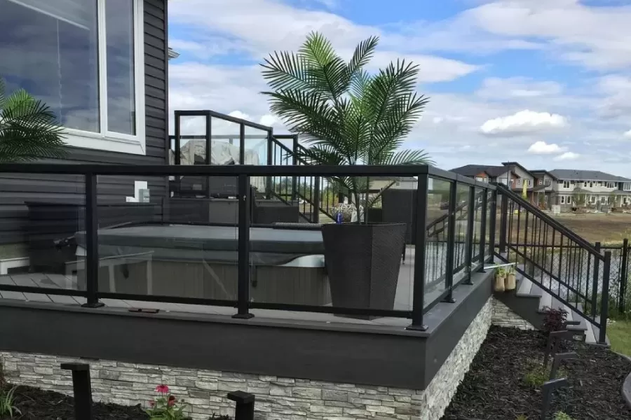Let’s explore the advantages that make aluminum railing systems a ...
